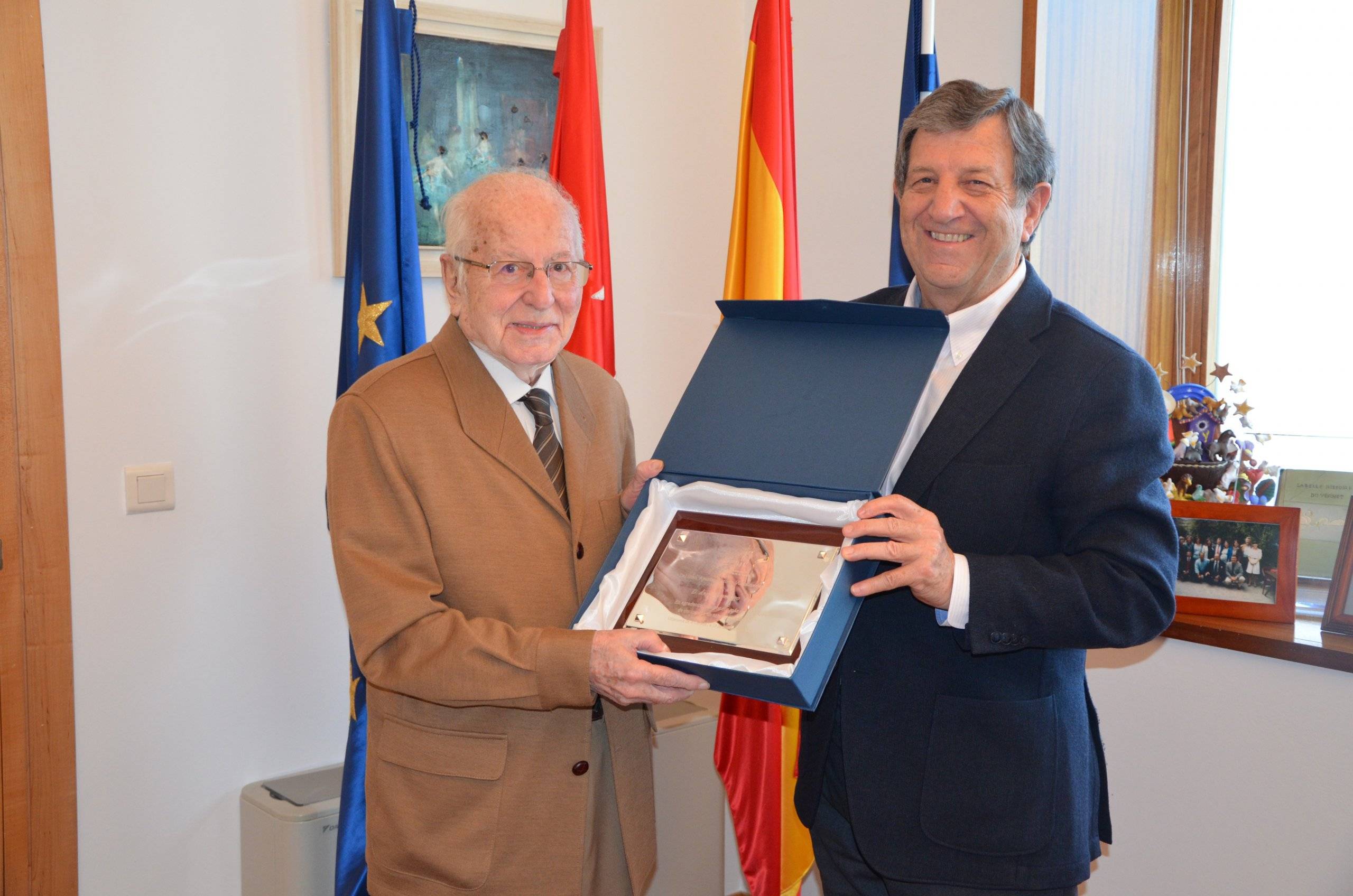 Fallece el abogado Ángel Domingo Rives